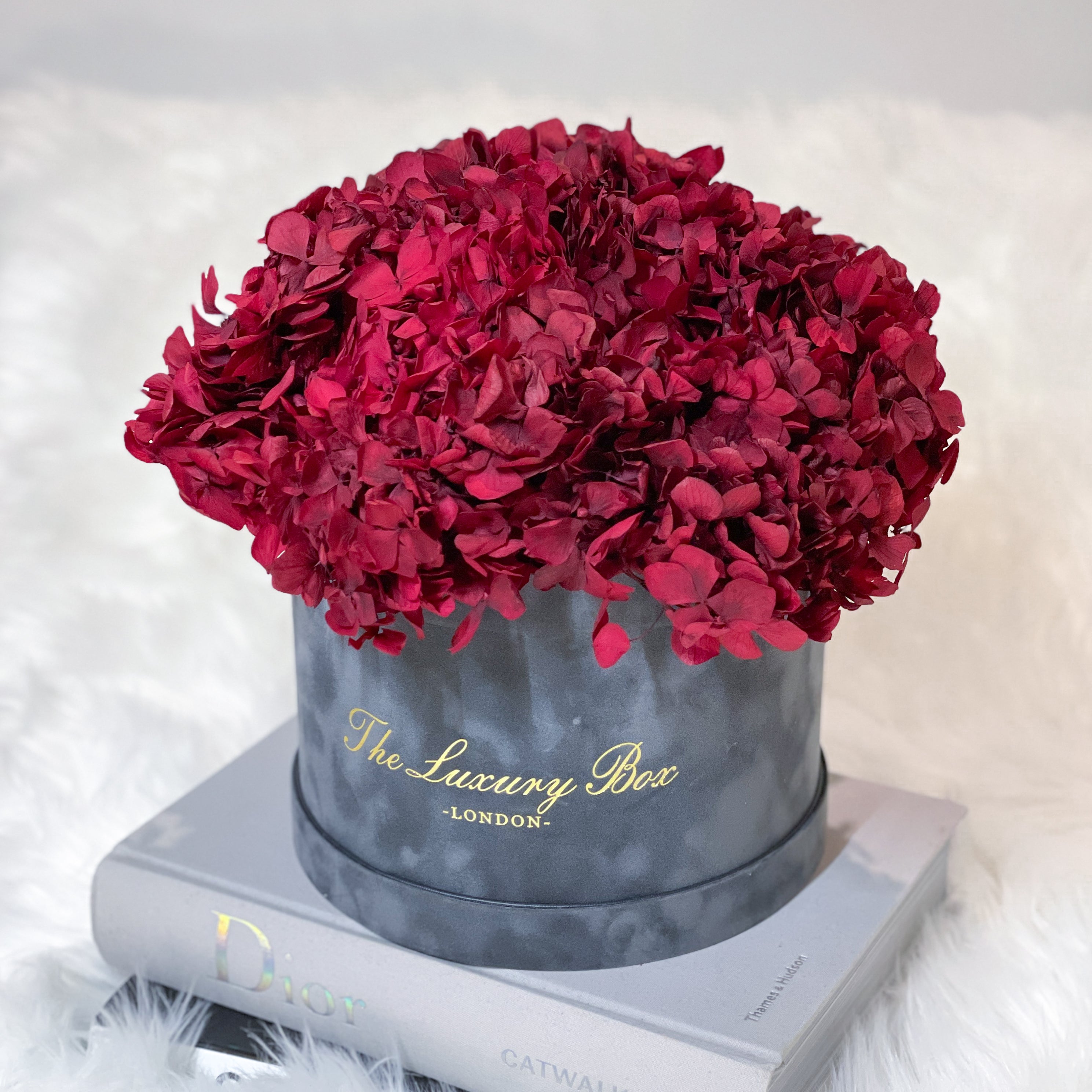 Red Preserved Hydrangea in Grey Velvet Box – The Luxury Box London