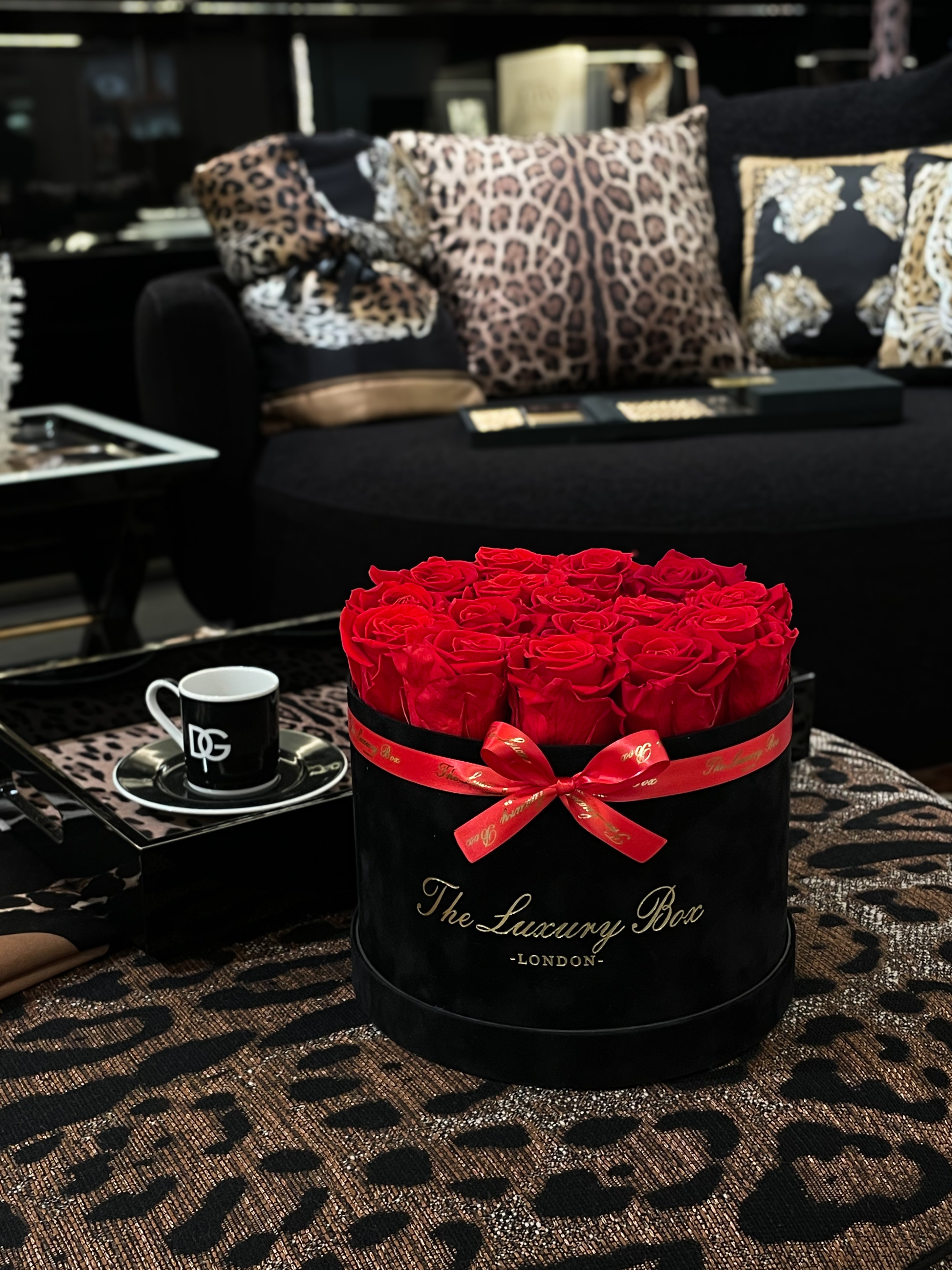 Red Infinity Roses In Black Box | Valentines Roses Delivered | Rose ...